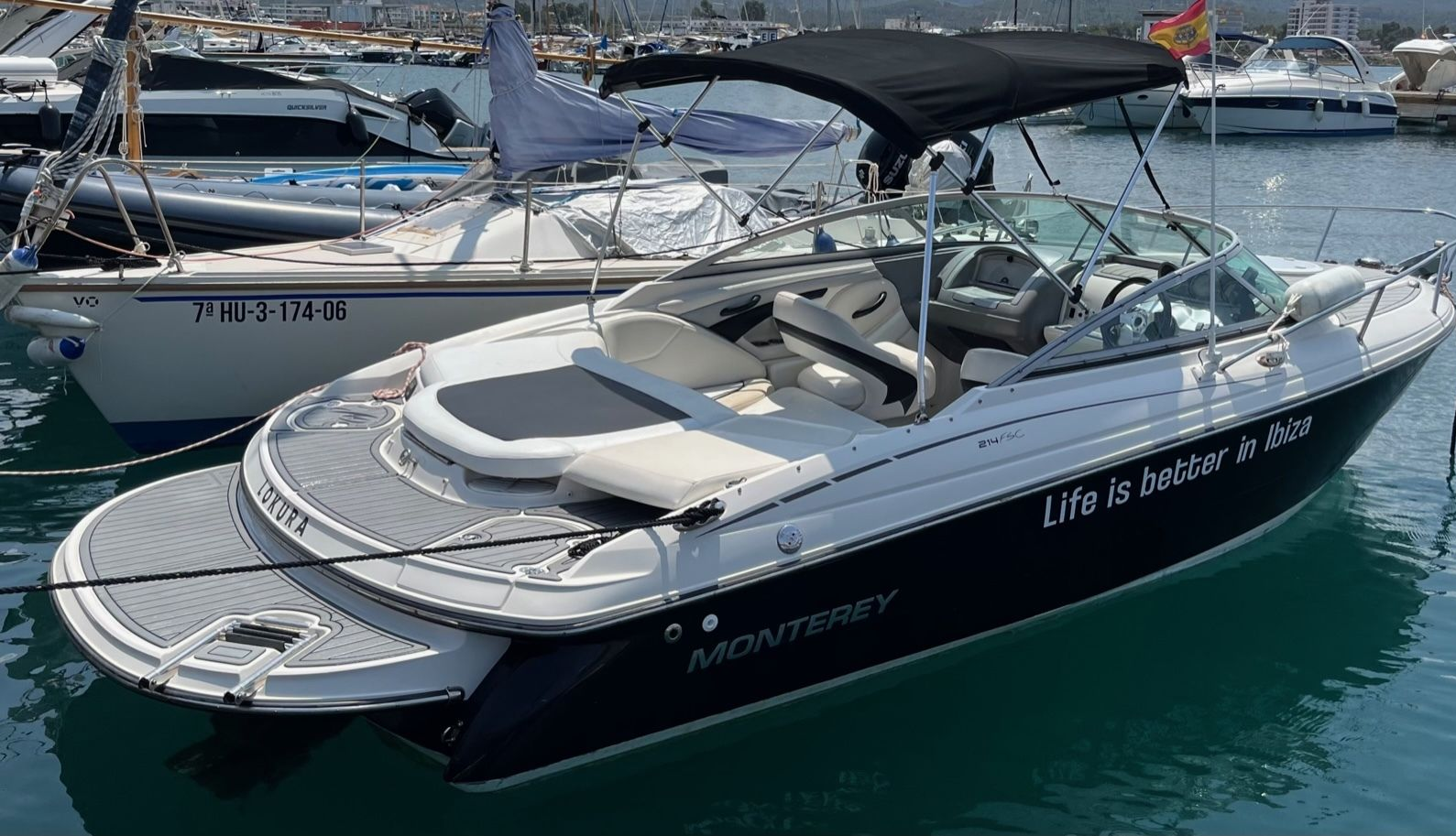 Monterey — 214 Fs (2008) - Book Any Boat